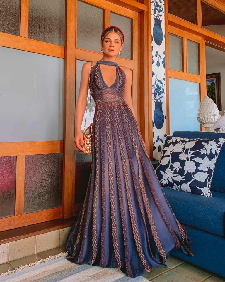 Traje passeio completo feminino