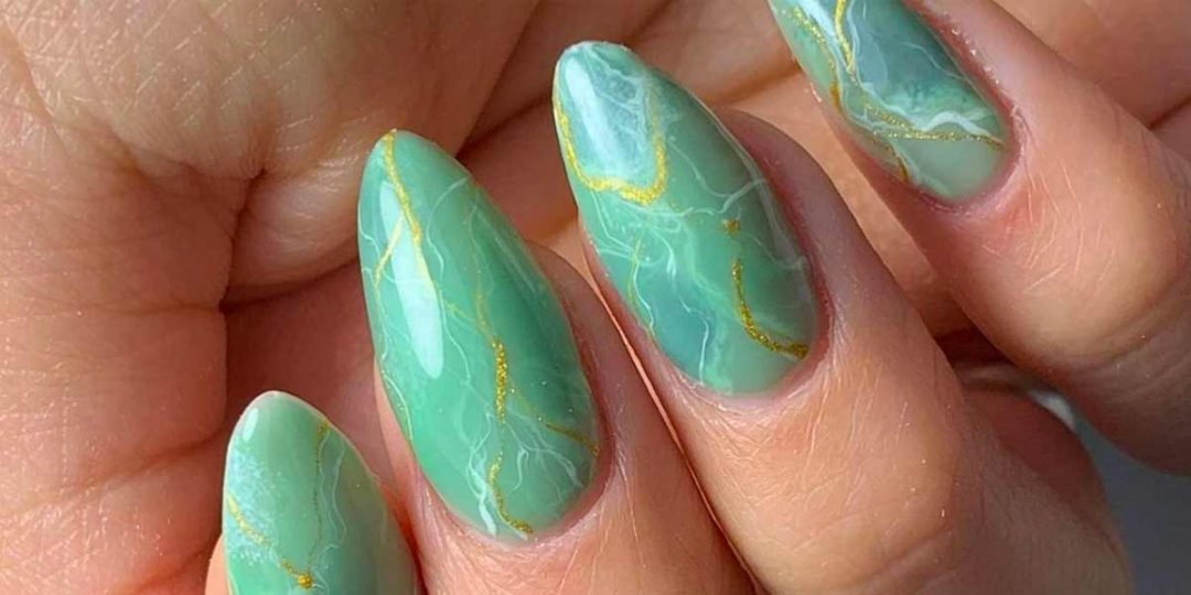 5 Unhas Marmorizadas em tons pastéis para você se inspirar
