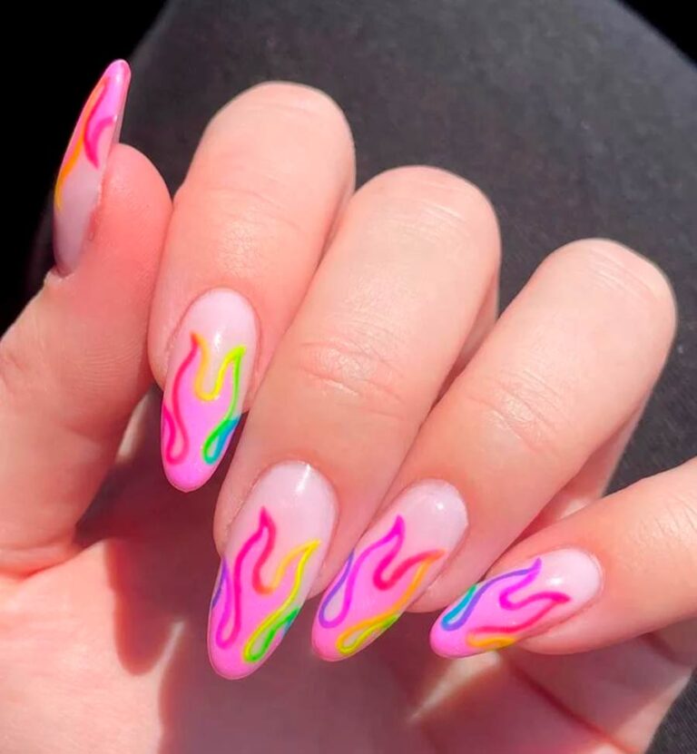 Unhas de Carnaval 2026: 70 ideias Coloridas, decoradas, Neon e com glitter